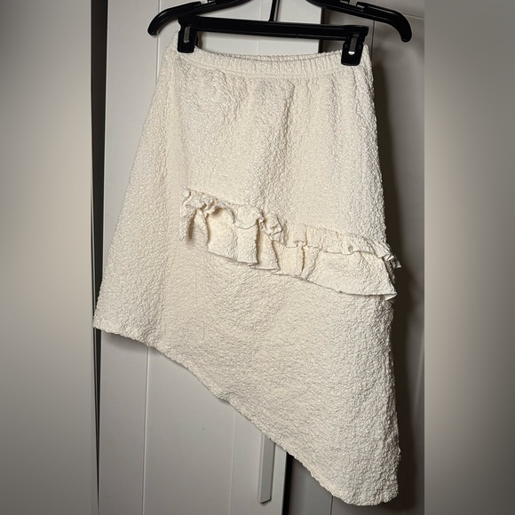 klai | Skirts | Gorgeous Cream Color Ruffled Skirt | Poshmark